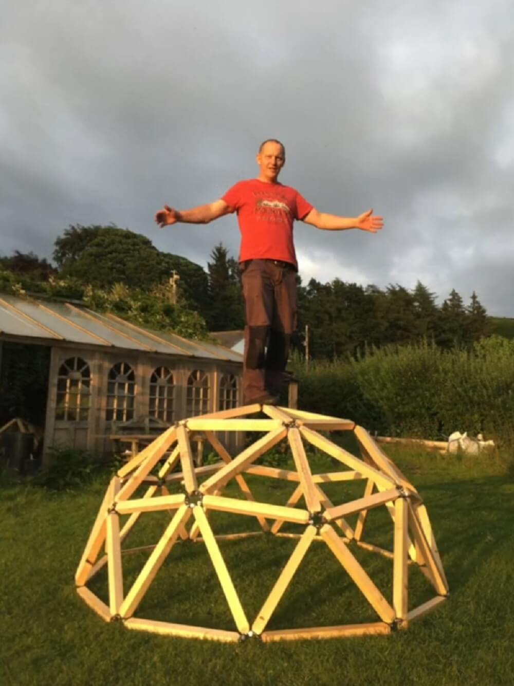 Universal Bracket - Parametric House